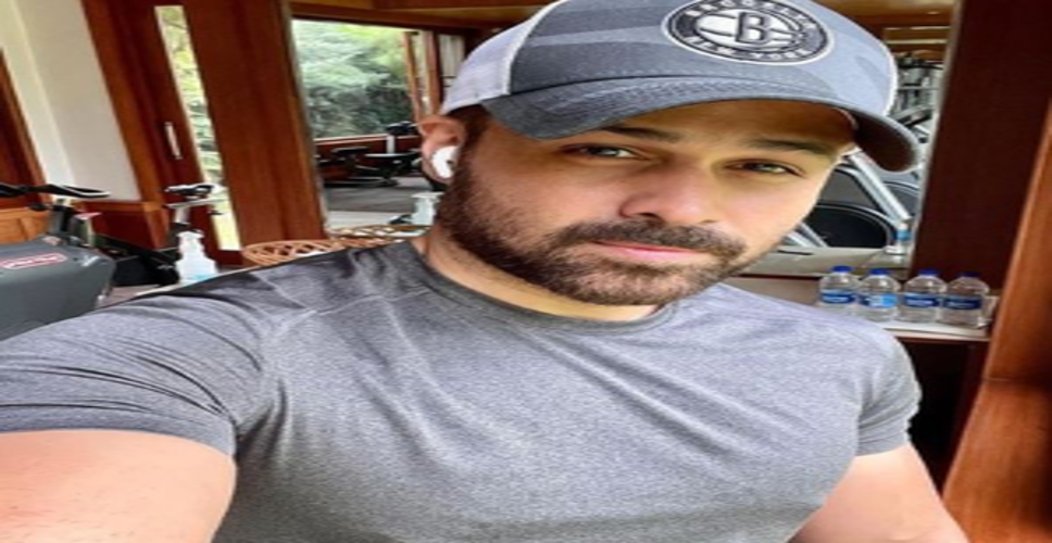 Emraan Hashmi shooting for 'Ground Zero' in Kashmir