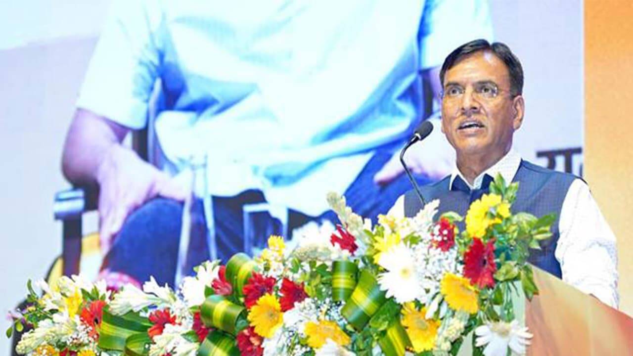 Youth for Viksit Bharat: Inspiring Young Minds at National Convention