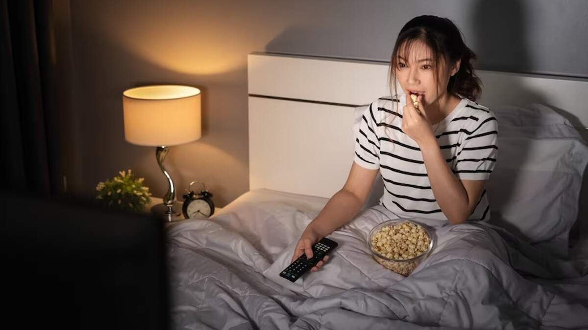 Binge-Watching vs. Sleep: Striking a Balance for a Healthy Lifestyle